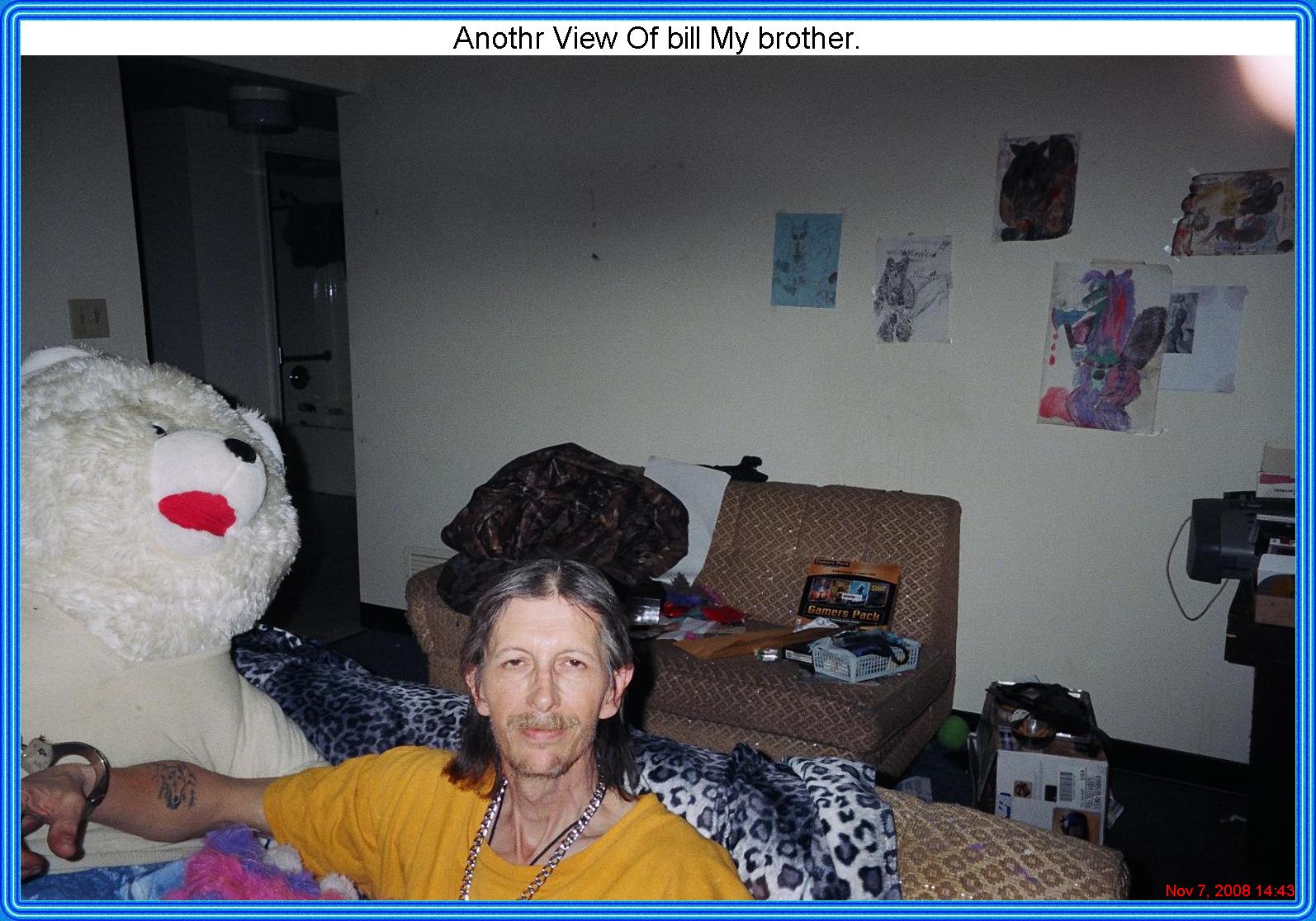 [分享] [精神獵奇] Carpet Sample Fursuit Guy 地毯樣本毛裝怪人 - 野性城邦